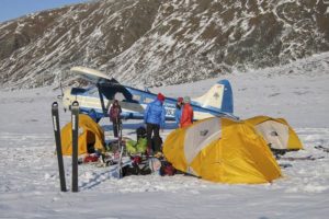 Custom air taxi service to Alaska's Brooks Range - Coyote Air Service